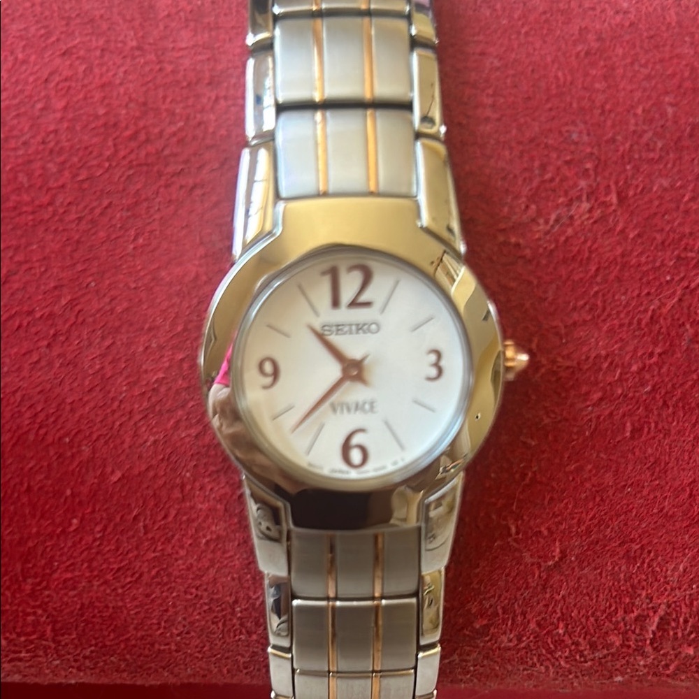 Seiko Two-Tone Watch - Gem
